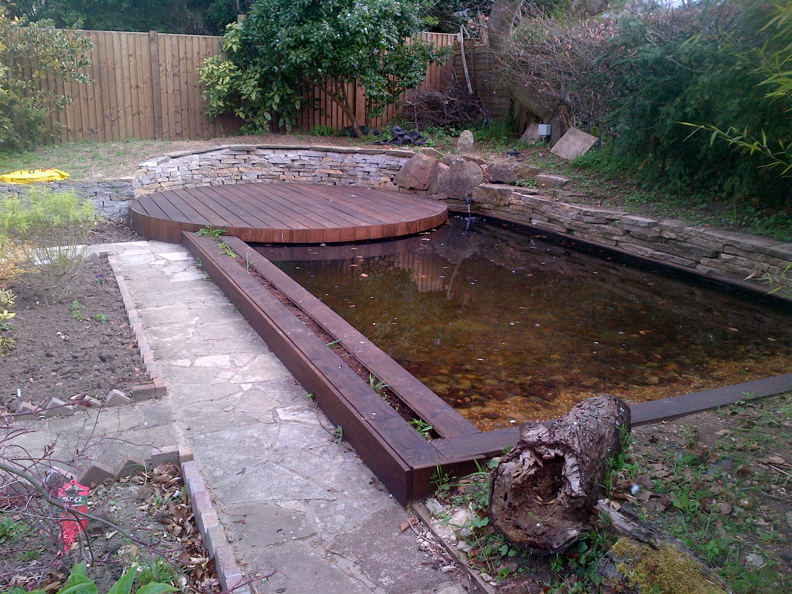 Water Feature & Pond Design Cheltenham | The Garden Landscape ...